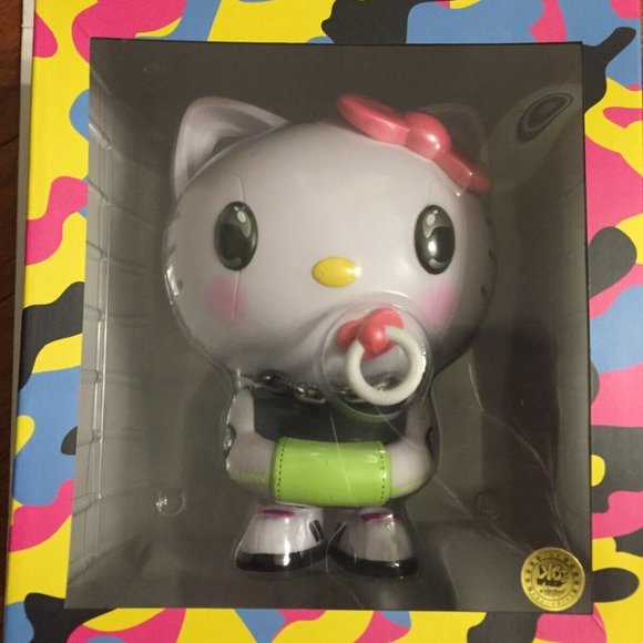 Sanrio | Toys | New Kidrobot Hello Kitty 8 Quiccs Art Figure Neon Pop ...